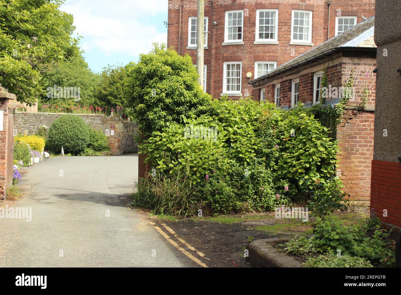 Hawarden village wales hi-res stock photography and images - Alamy