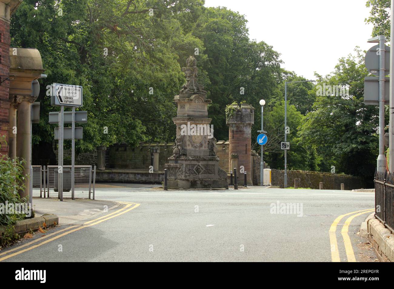 Hawarden village hi-res stock photography and images - Alamy