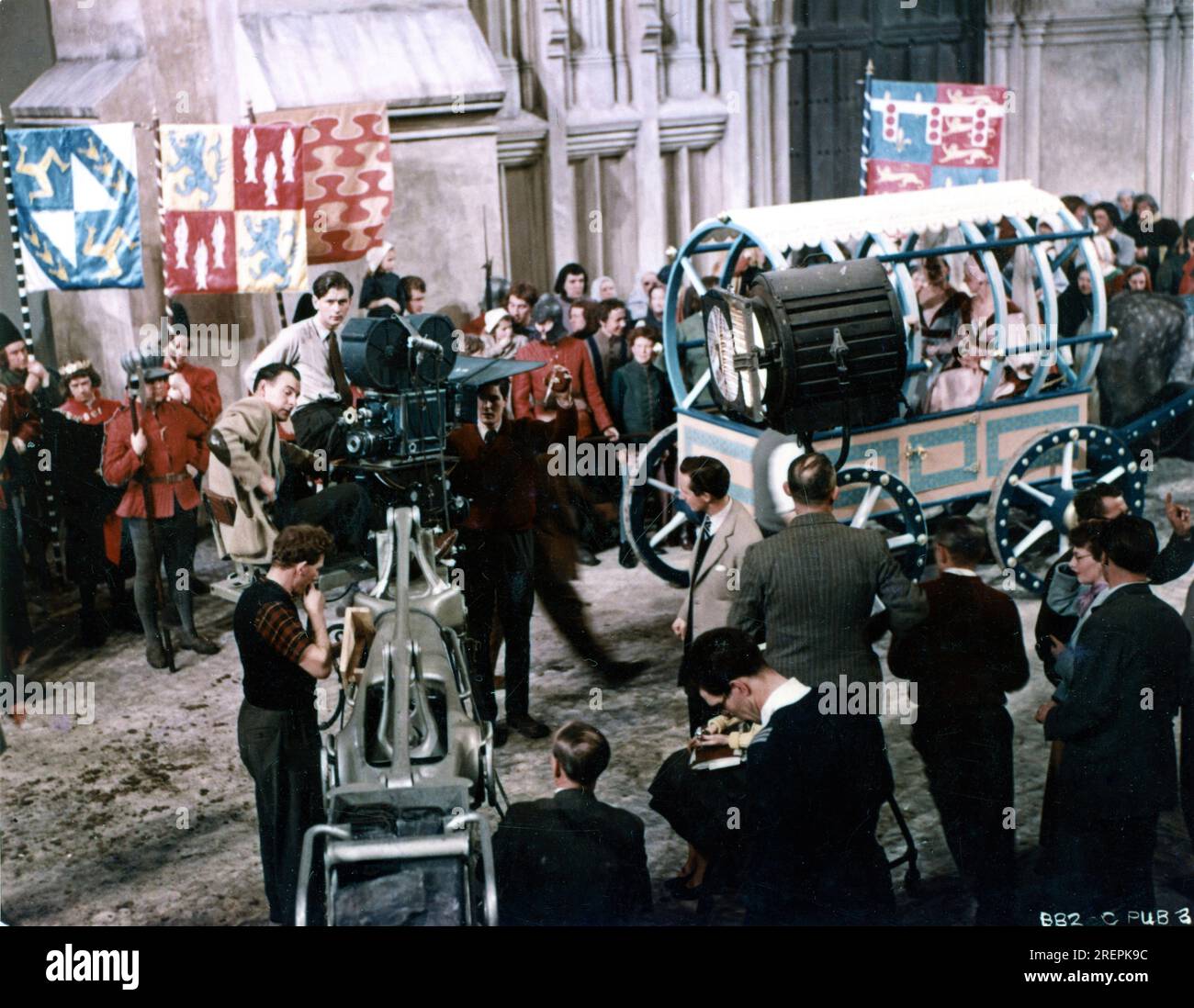 Alexander korda film set hi-res stock photography and images - Alamy