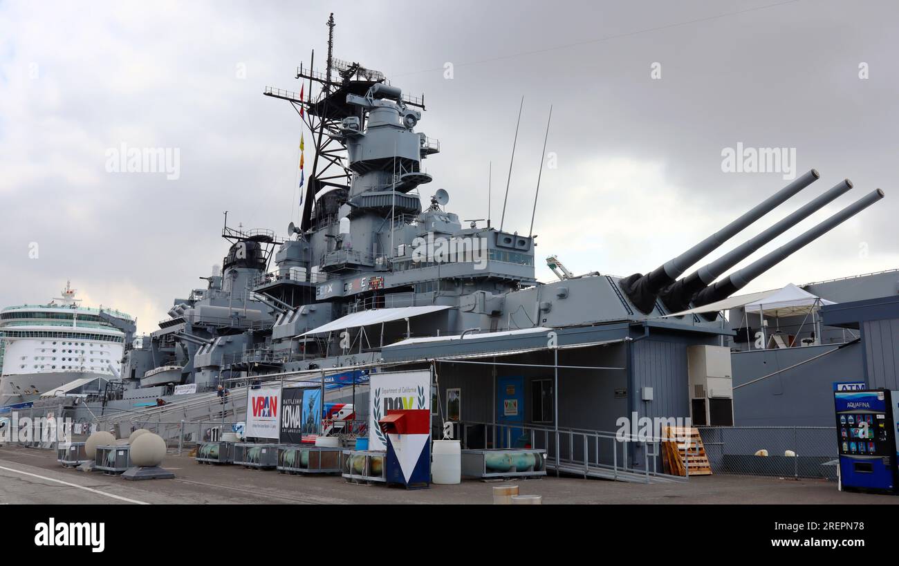 San Pedro (Los Angeles) California: Battleship IOWA BB-61 Museum in San ...