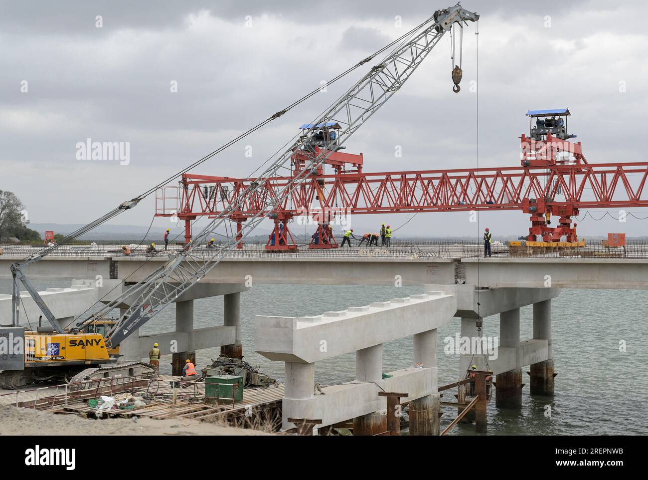 KENYA, Mombasa, chinese construction projects by CCCC China ...