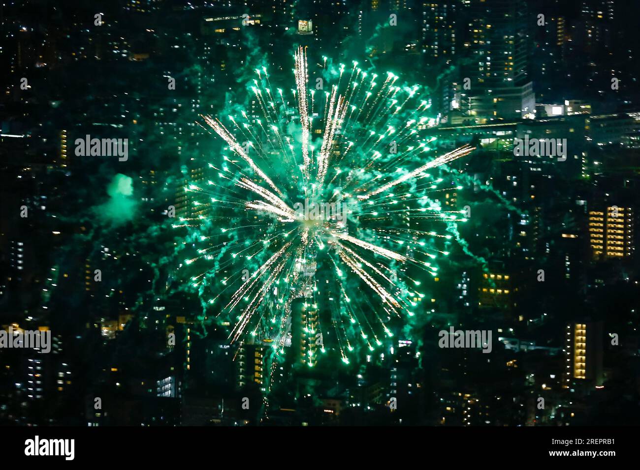 Sumidagawa fireworks festival hi-res stock photography and images - Alamy