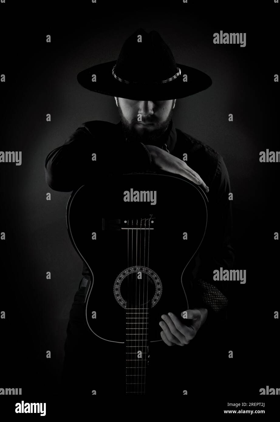 Dark moody cowboy hi-res stock photography and images - Alamy