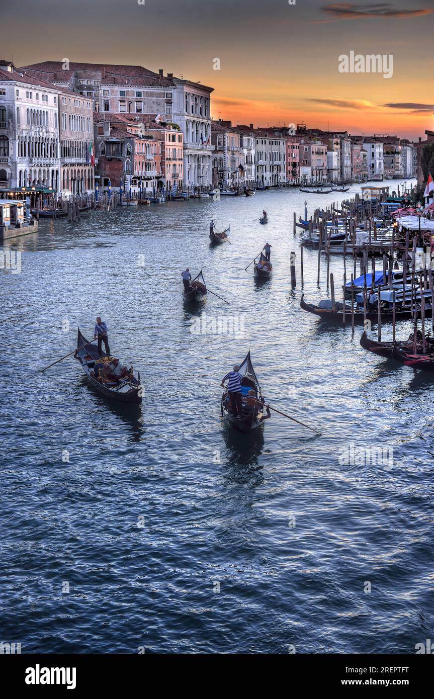 Venitian transportation hi-res stock photography and images - Alamy