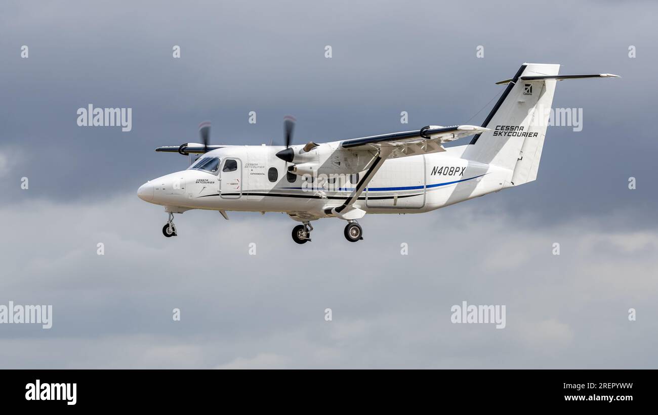 Cessna 408 Skycourier, arriving at RAF Fairford for the Royal ...