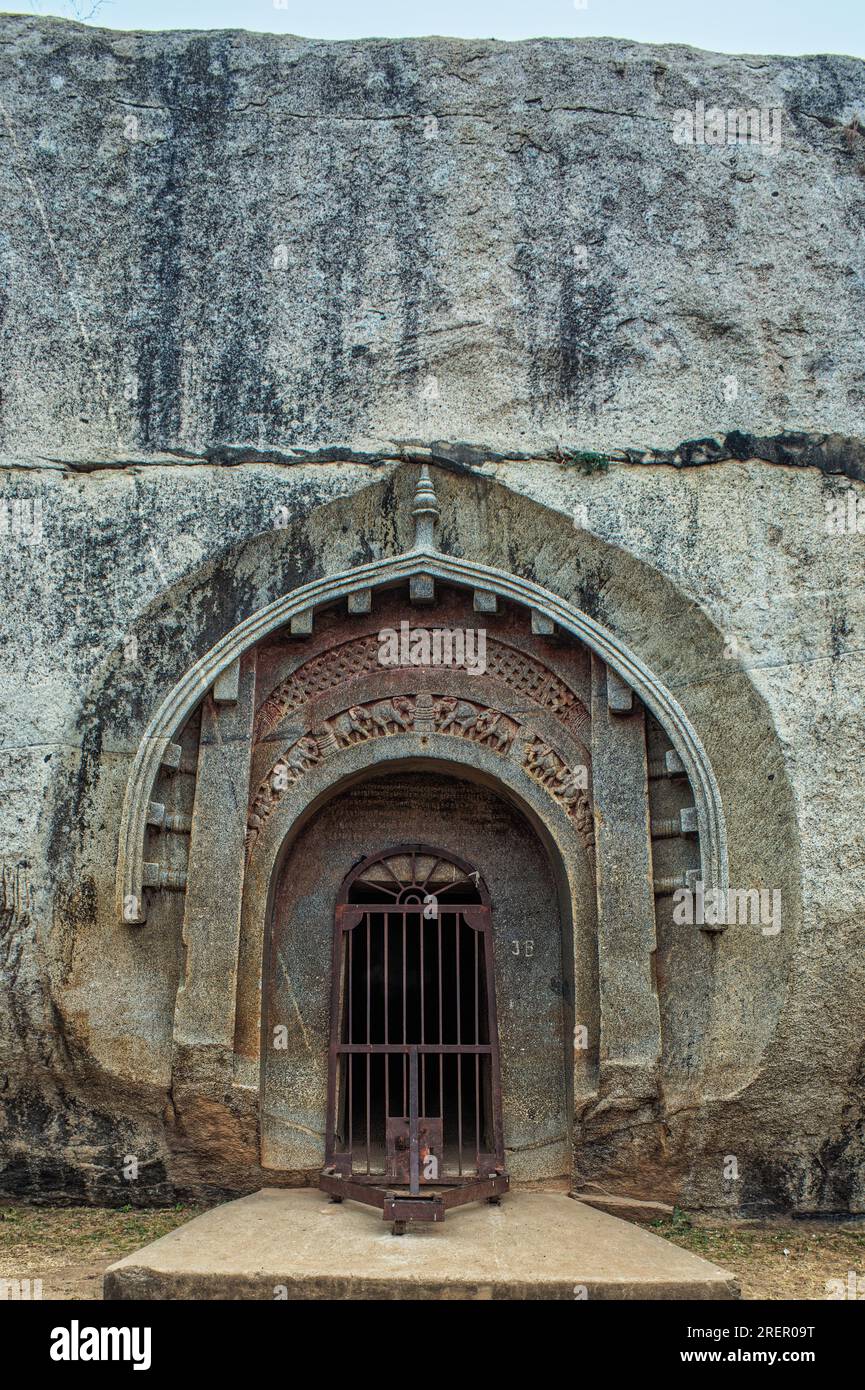 Mauryan empire hi-res stock photography and images - Alamy