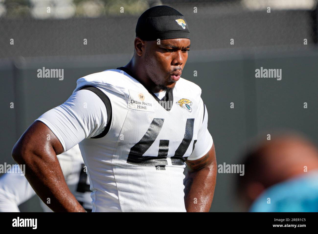 Jacksonville Jaguars linebacker Travon Walker (44) warms up during a ...