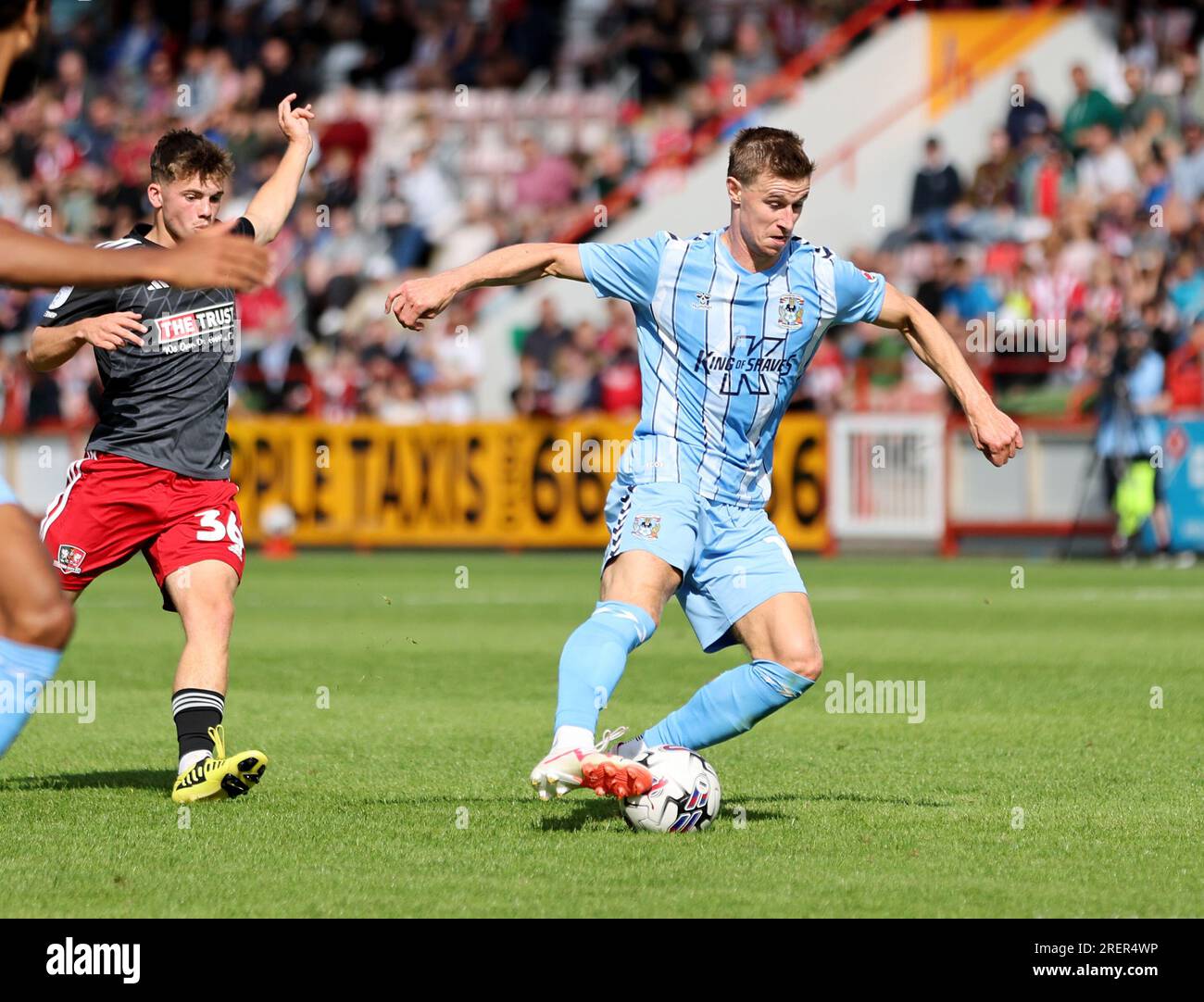 Game moments scored hi-res stock photography and images - Alamy
