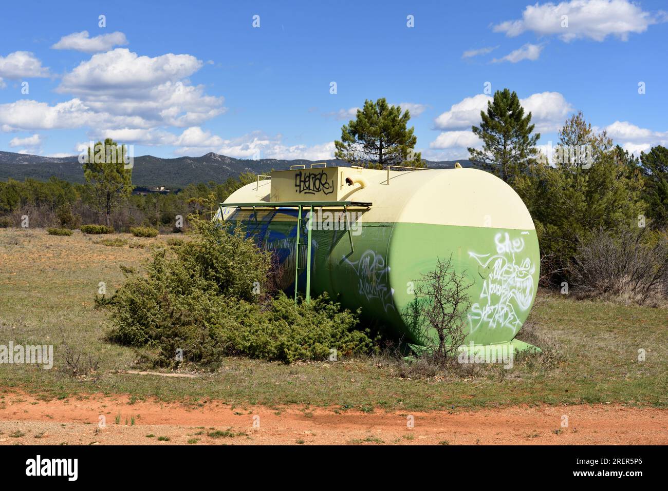 Water storage tank hi-res stock photography and images - Alamy