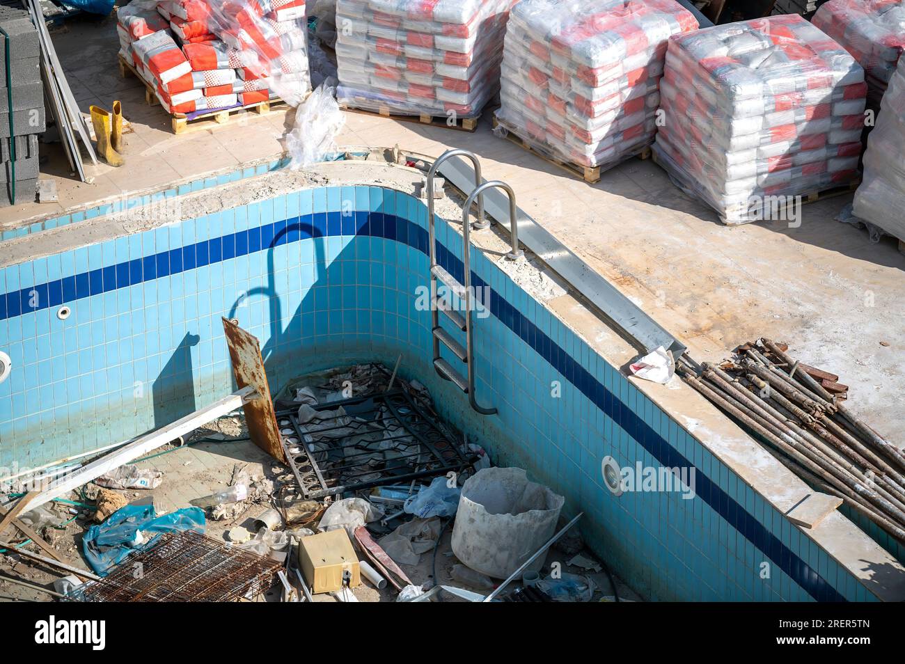 Swimming Pool repair construction and renovation process Stock Photo - Alamy
