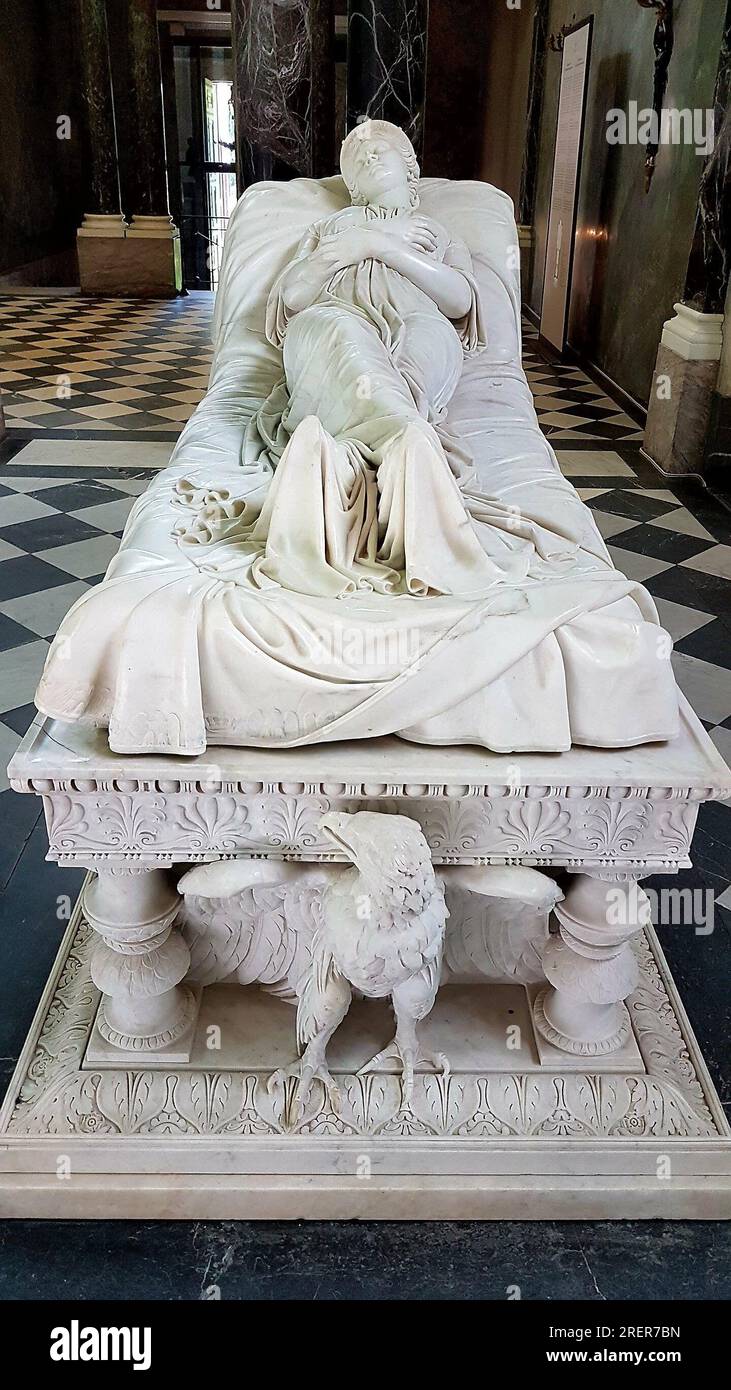 Tomb of Luise von Preußen (Berlin) by Christian Daniel Rauch Stock ...