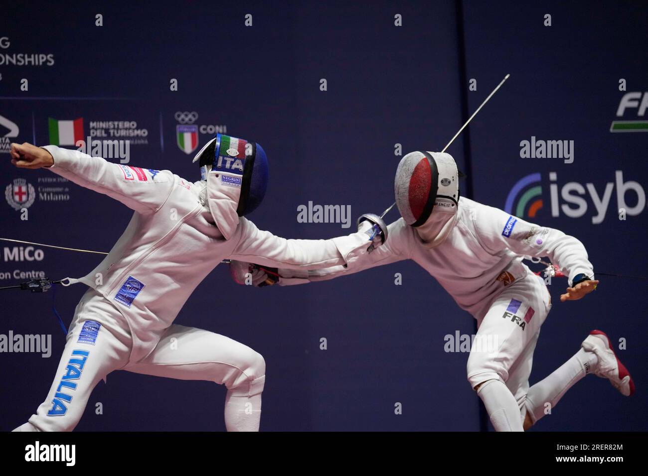Italy's Gabriele Cimini, left, competes against France's Alexandre ...
