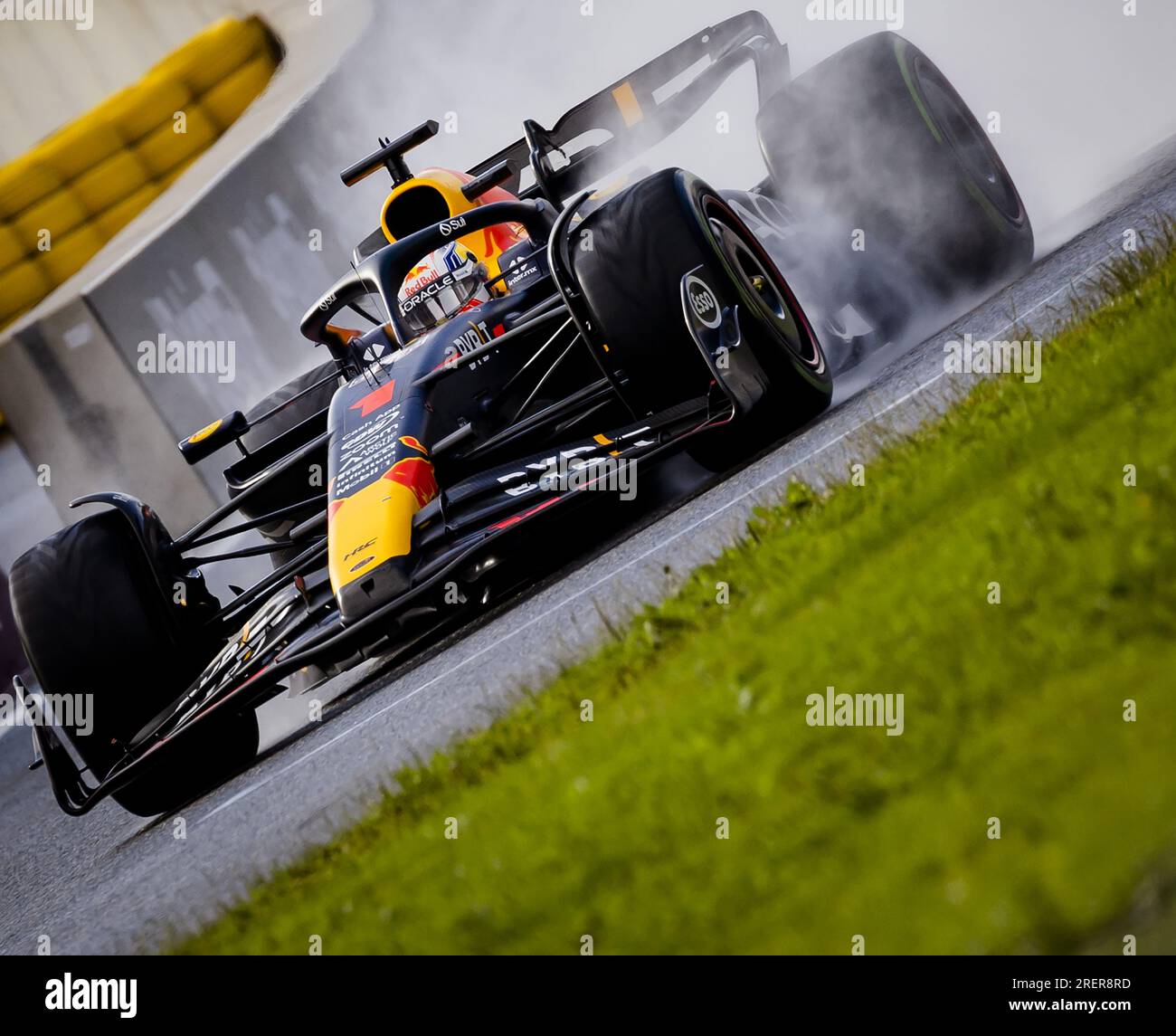 SPA - Max Verstappen (Red Bull Racing) during the sprint race on the Circuit de Spa ...