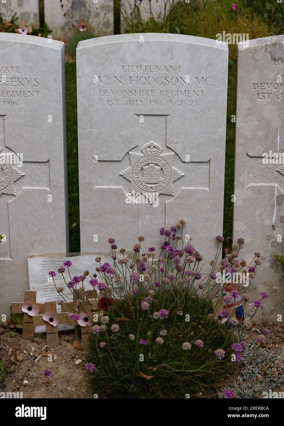 Grave of Noel Hodgson in Devonshire Trench CWGC Cemetery on the Somme ...