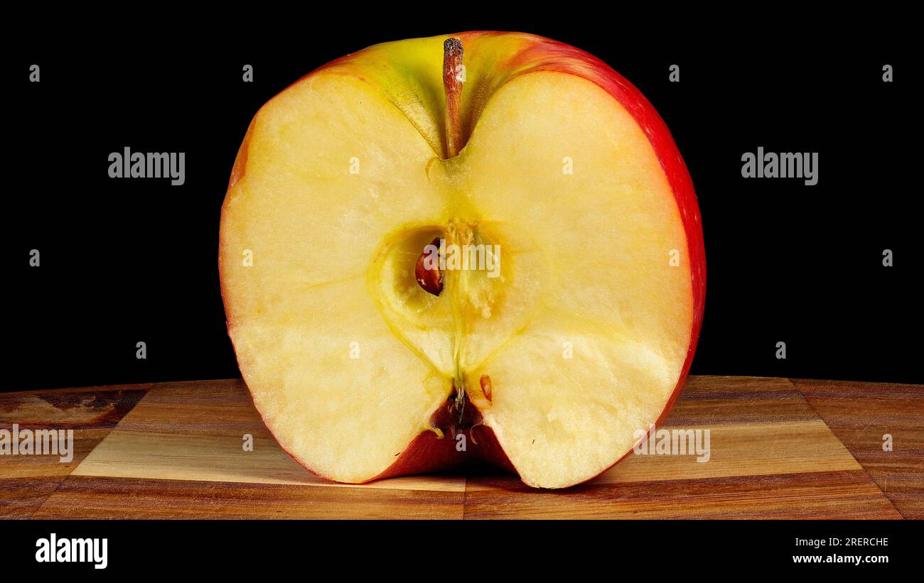 Pixel apple hi-res stock photography and images - Alamy