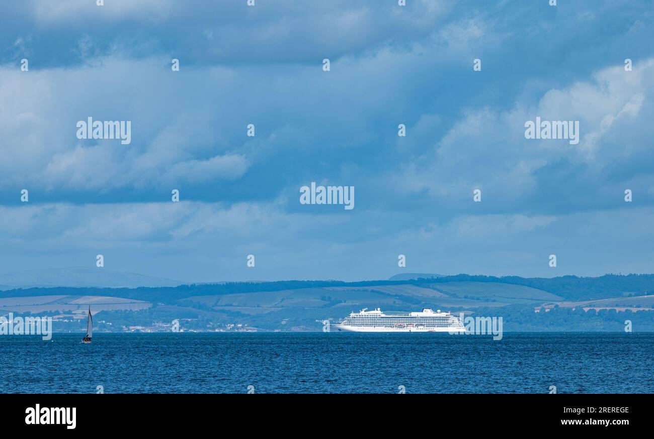 Cruise ship liner in Firth of Forth, Scotland, UK Stock Photo - Alamy