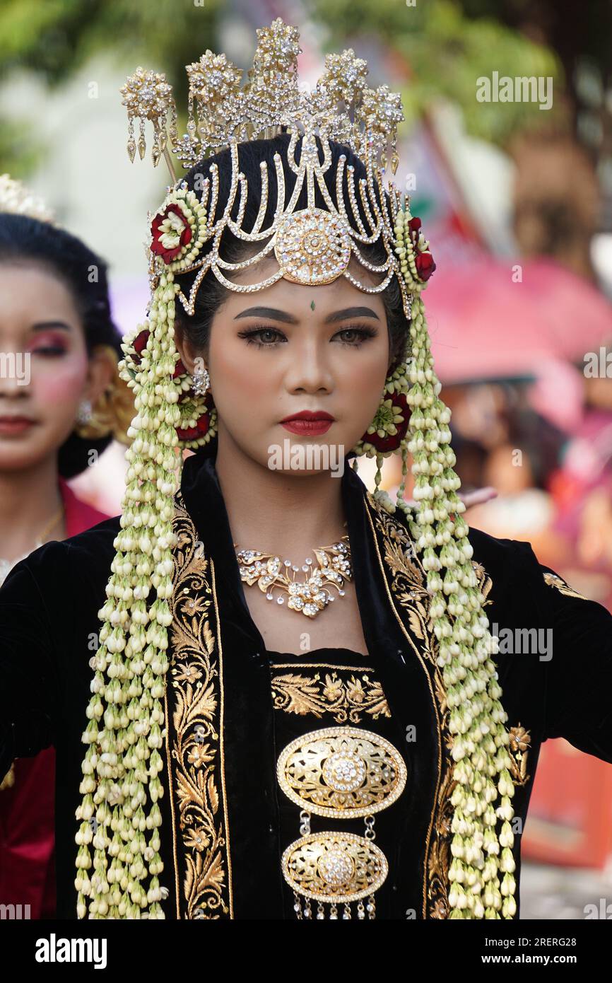 Beautiful west indian woman hi-res stock photography and images - Alamy