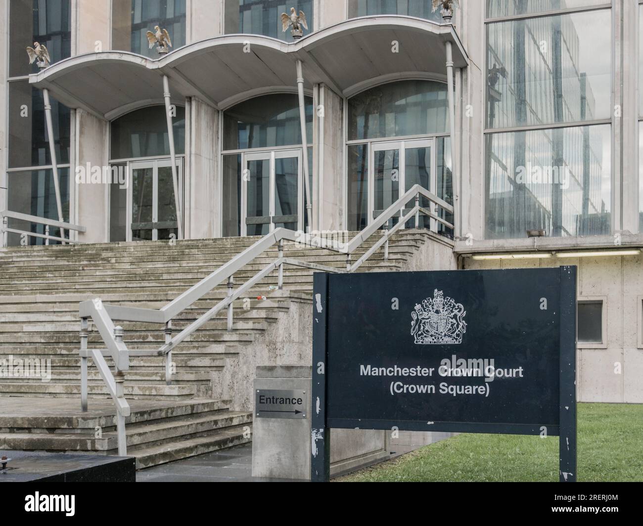 Outside Manchester Crown Court, Crown Square, Manchester M3 3FL Stock ...
