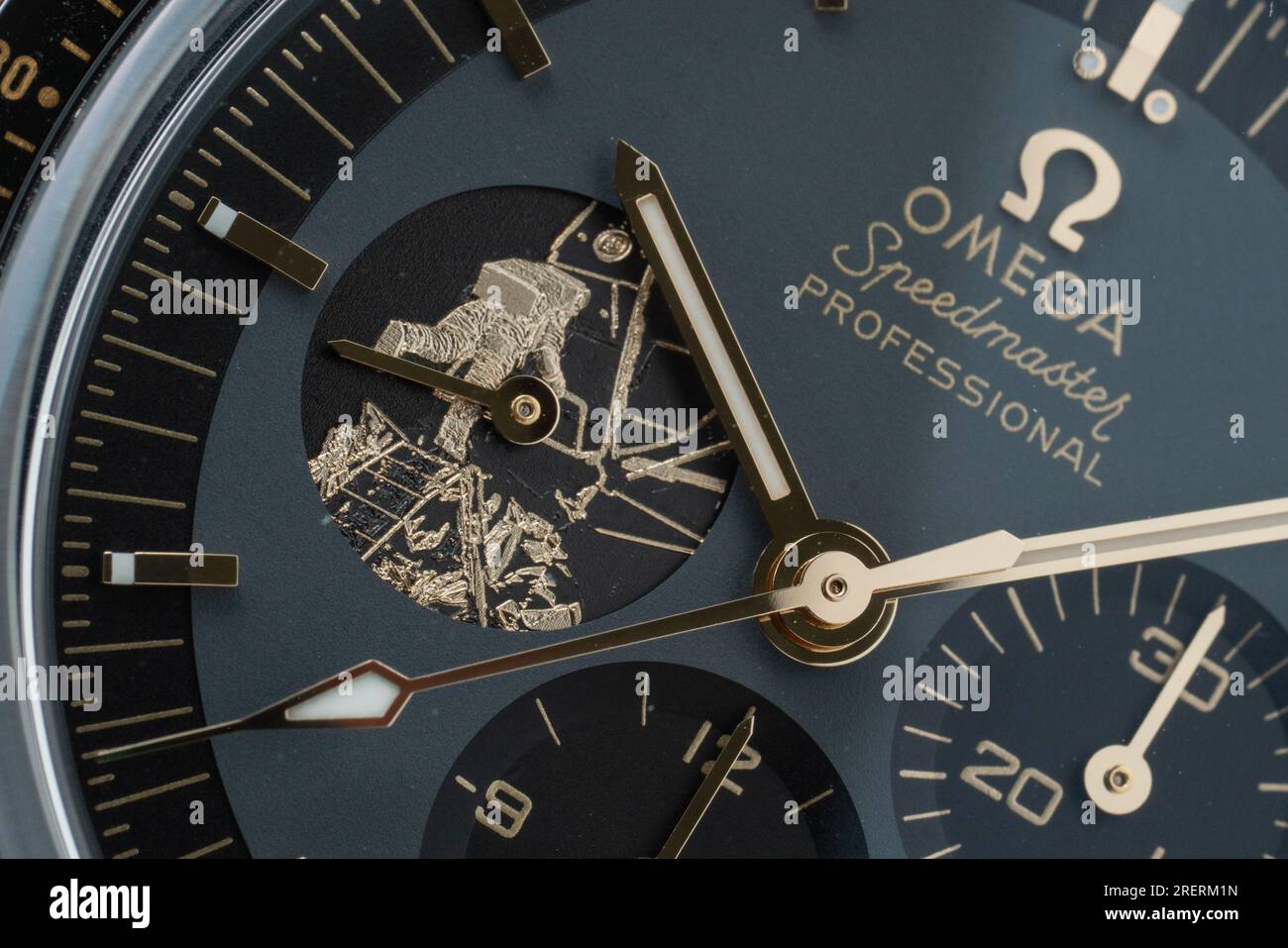 Omega Speedmaster Apollo 11 50th anniversary Ref. 310.20.42.50.01.001 ...