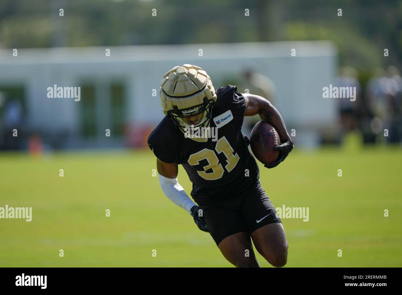 New Orleans Saints safety Jordan Howden (31) runs through drills in ...
