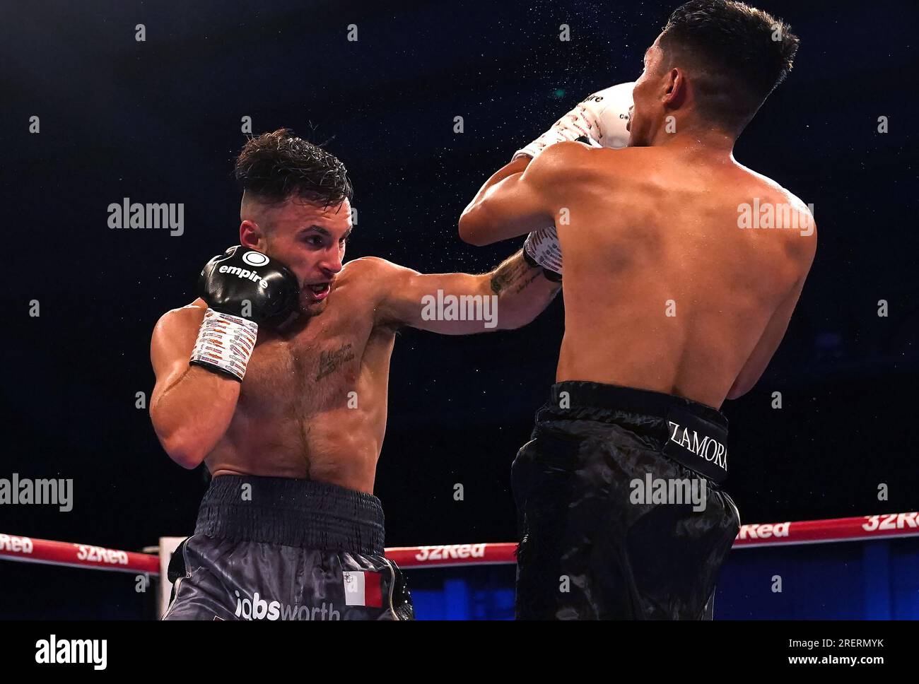 Jason cunningham boxing hi-res stock photography and images - Alamy
