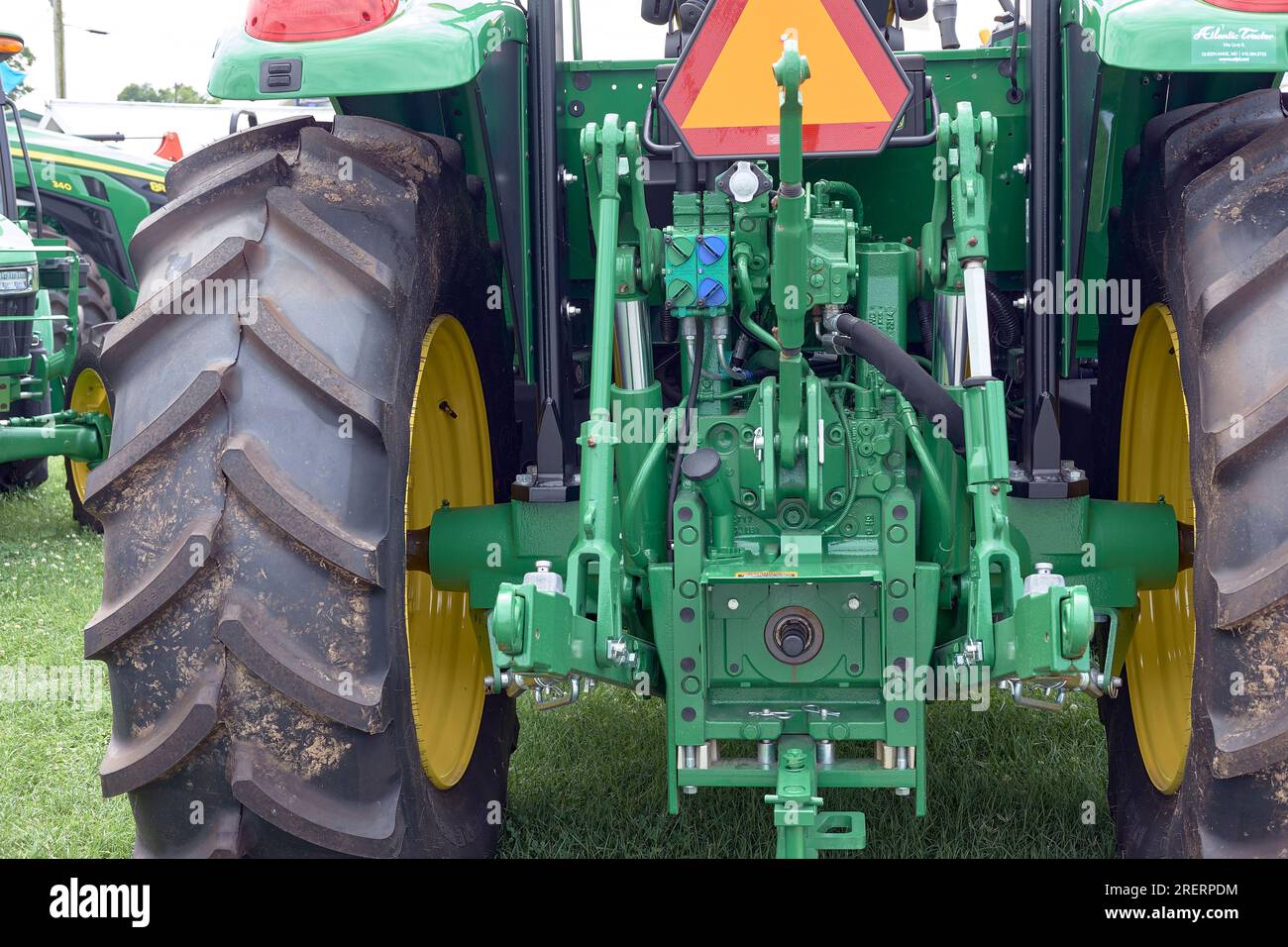 Hydraulic farm equipment hi-res stock photography and images - Alamy