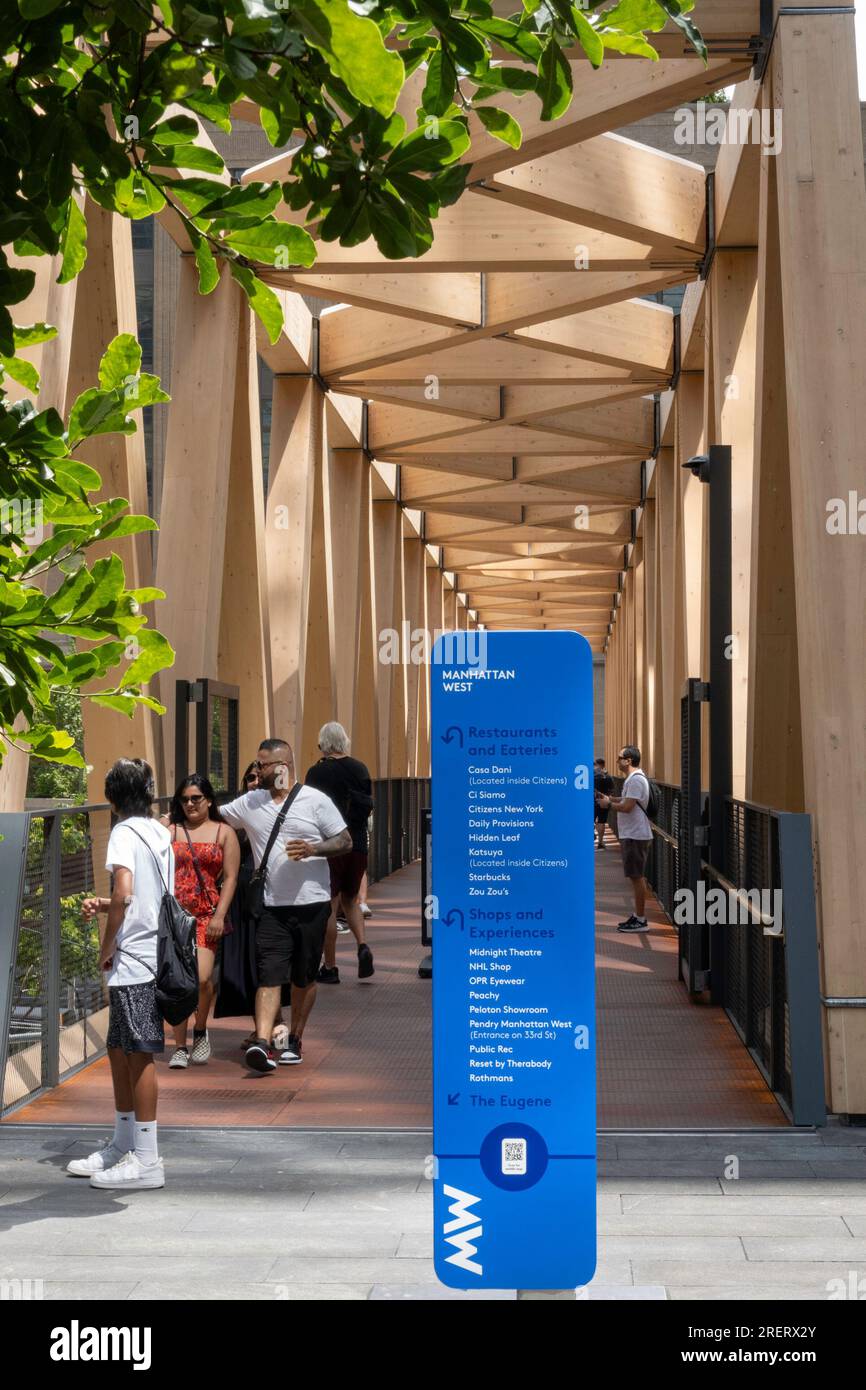 The timber truss bridge links the highline to Moynihan train hall on ...