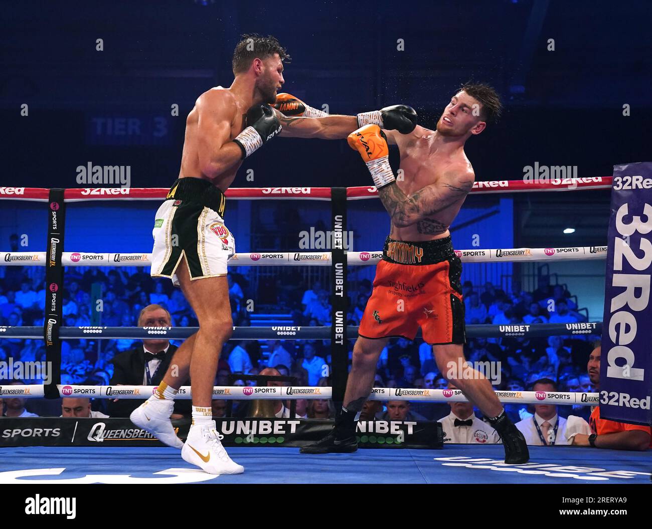 Jason cunningham boxing hi-res stock photography and images - Alamy