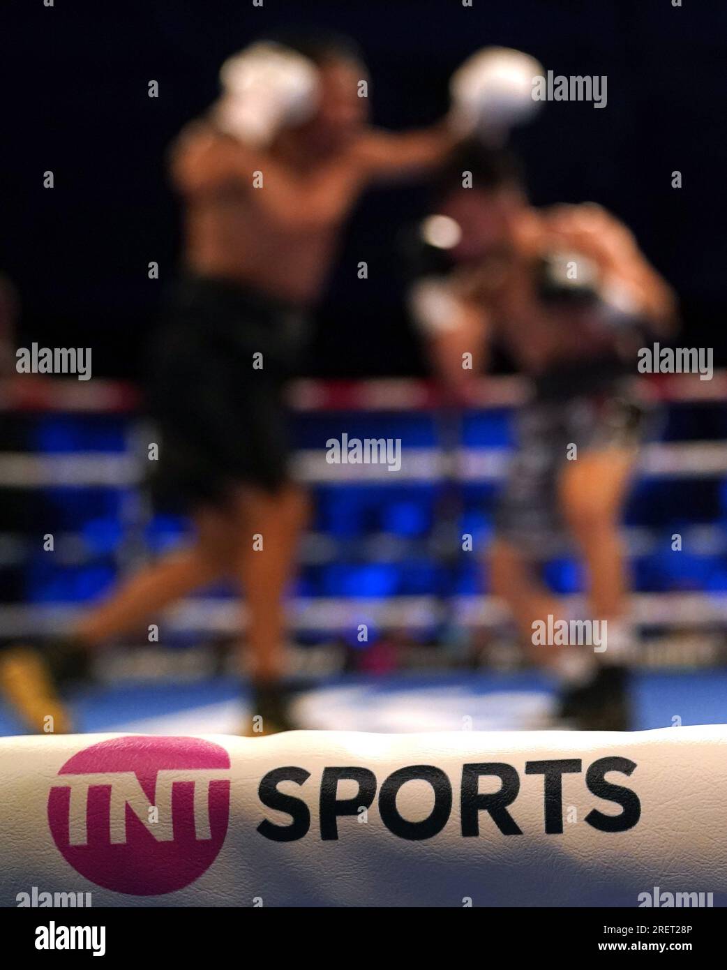 Tnt sports logo hi-res stock photography and images - Alamy