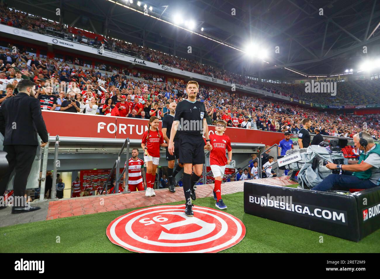 Football field 2024 hi-res stock photography and images - Alamy