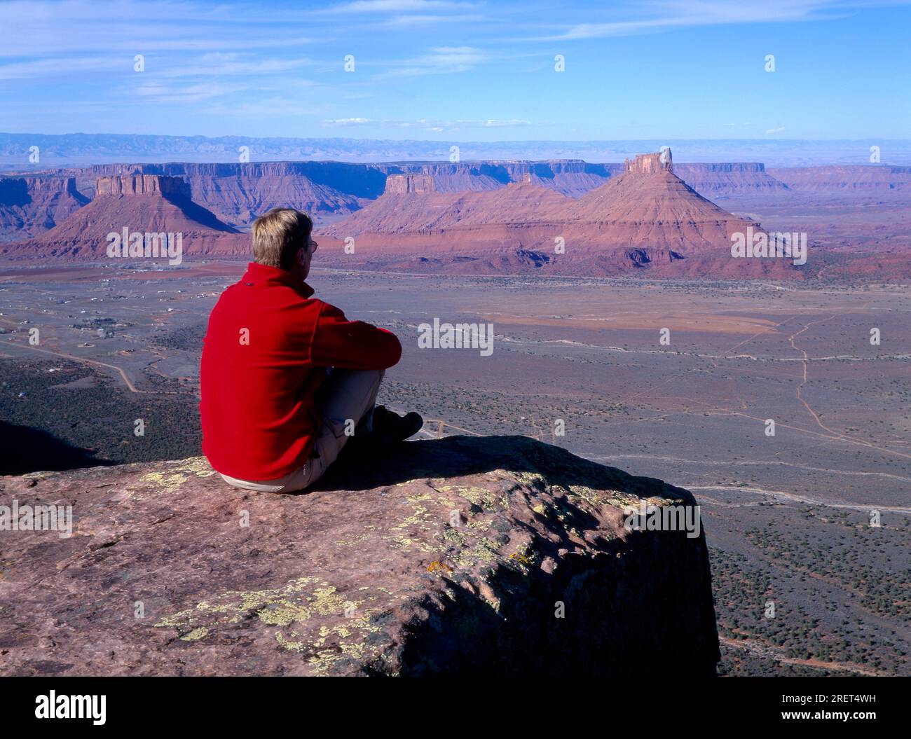 View from Porcupine Rim to Castle Valley with Castleton Tower, hiker ...