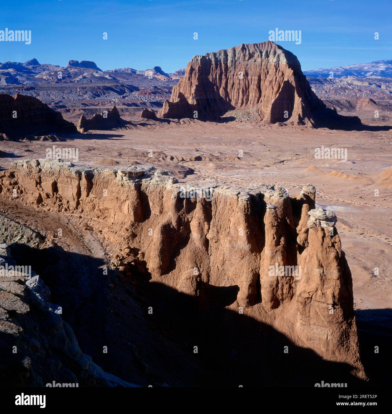 Lower South Desert Outlook, Cathedral Valley, Capitol Reef National ...