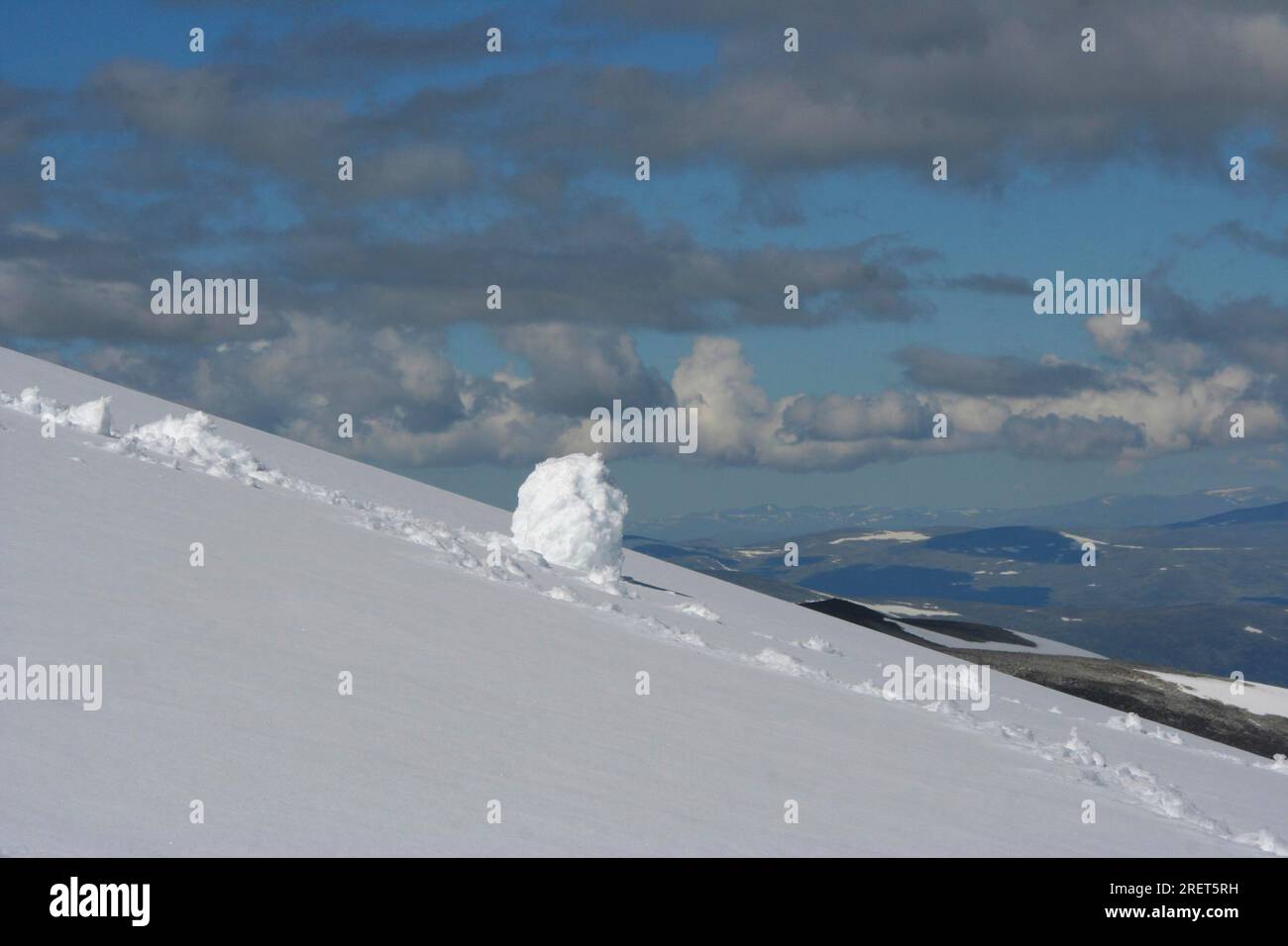 Snow slope on Goldhoepigen, Norway's highest mountain Stock Photo - Alamy