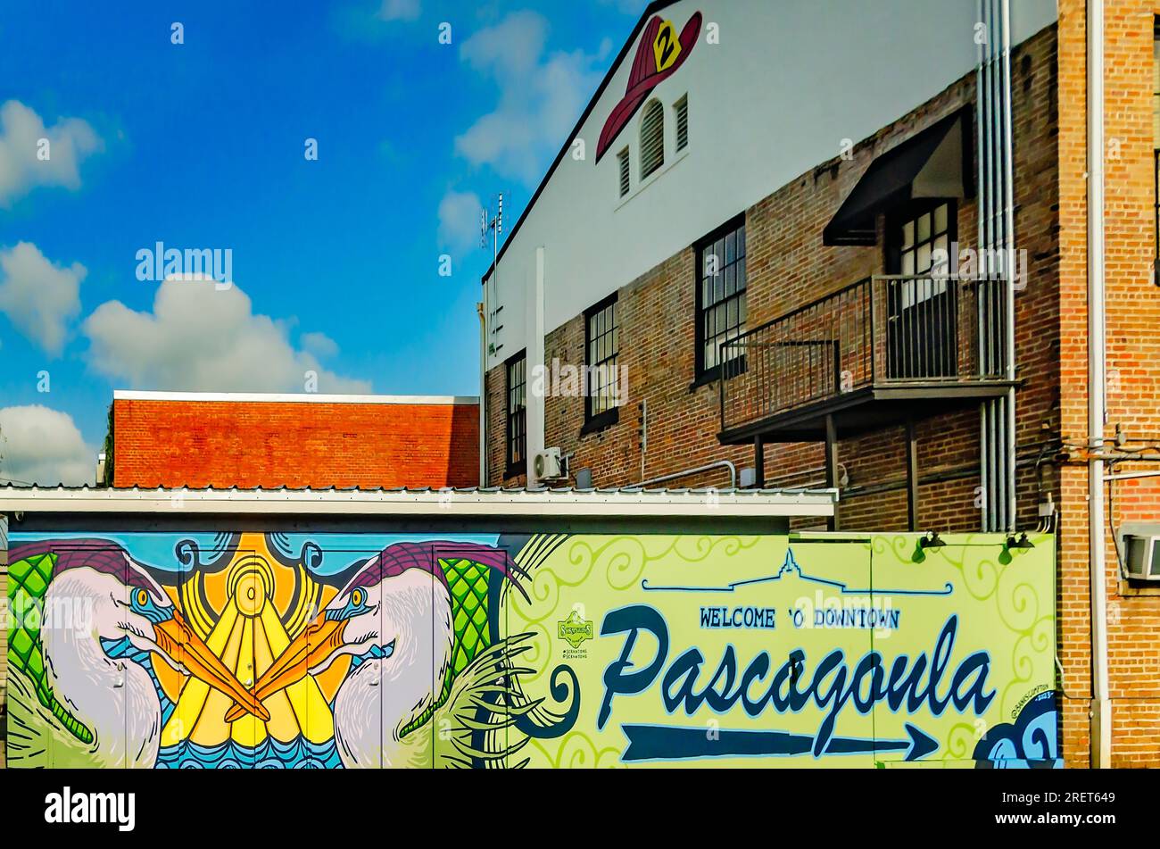Welcome to pascagoula mural hi-res stock photography and images - Alamy