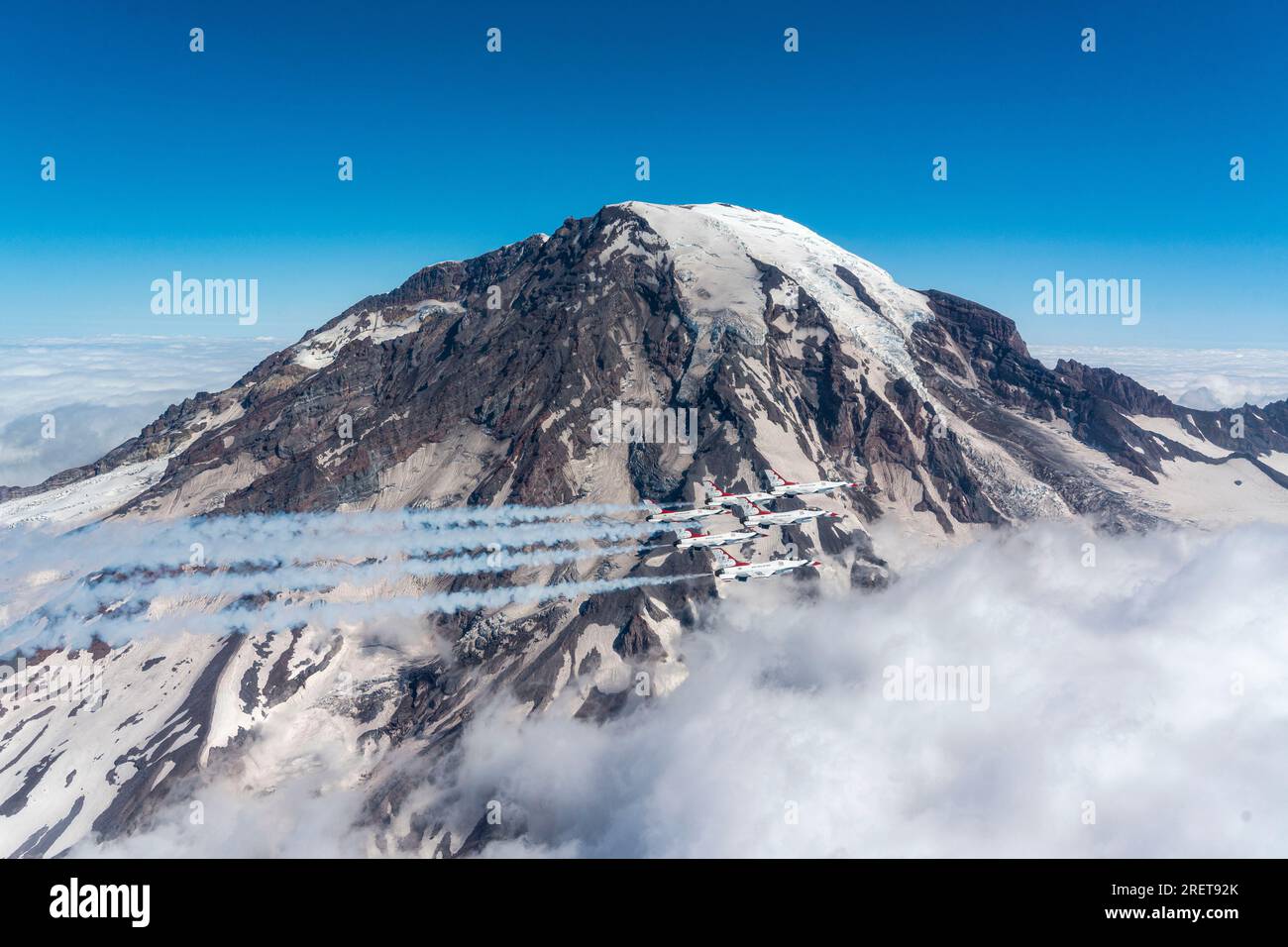 The United States Air Force Air Demonstration Squadron "Thunderbirds ...
