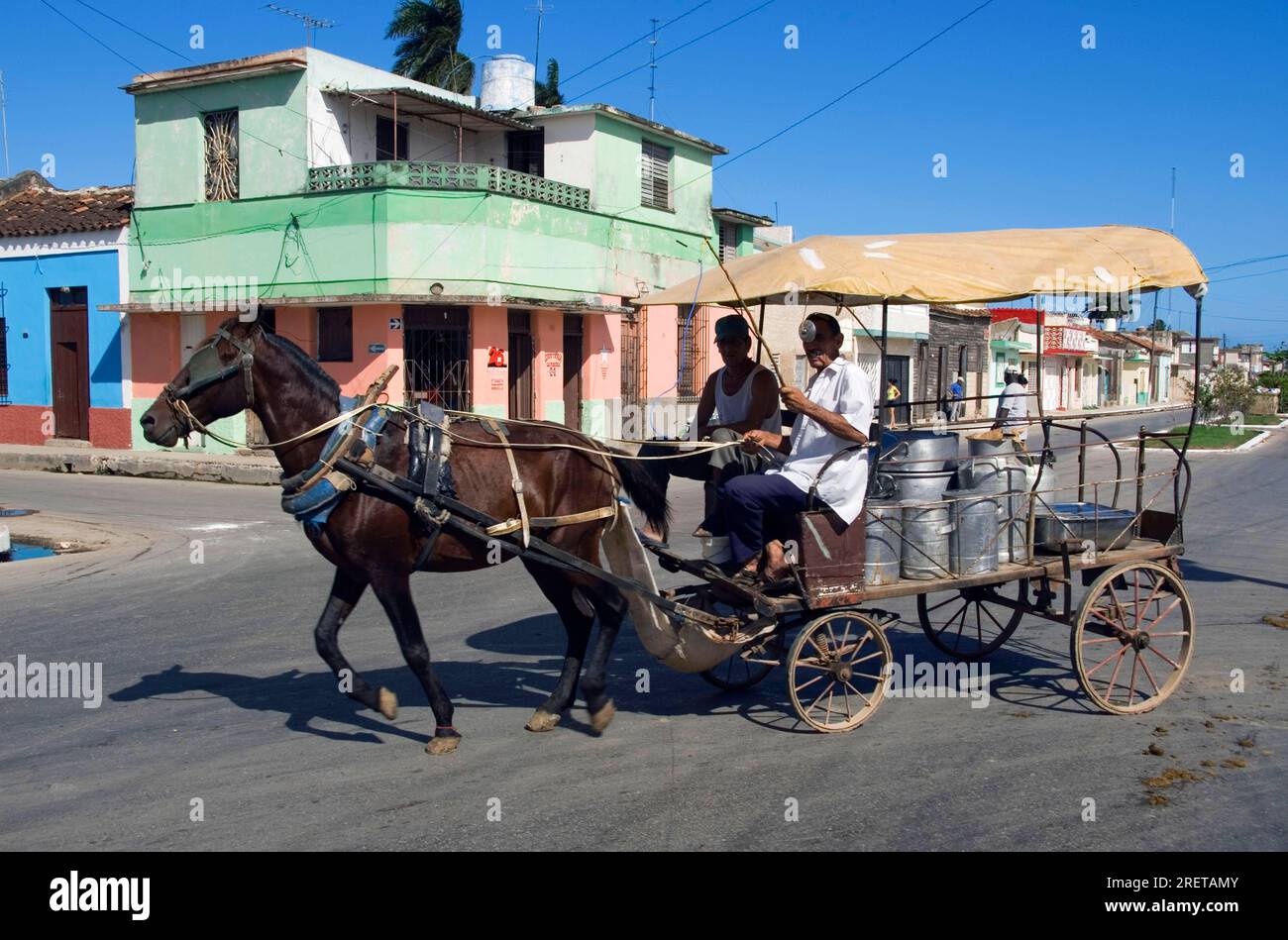 Horse-drawn carriage, Cardenas, Cuba Stock Photo - Alamy