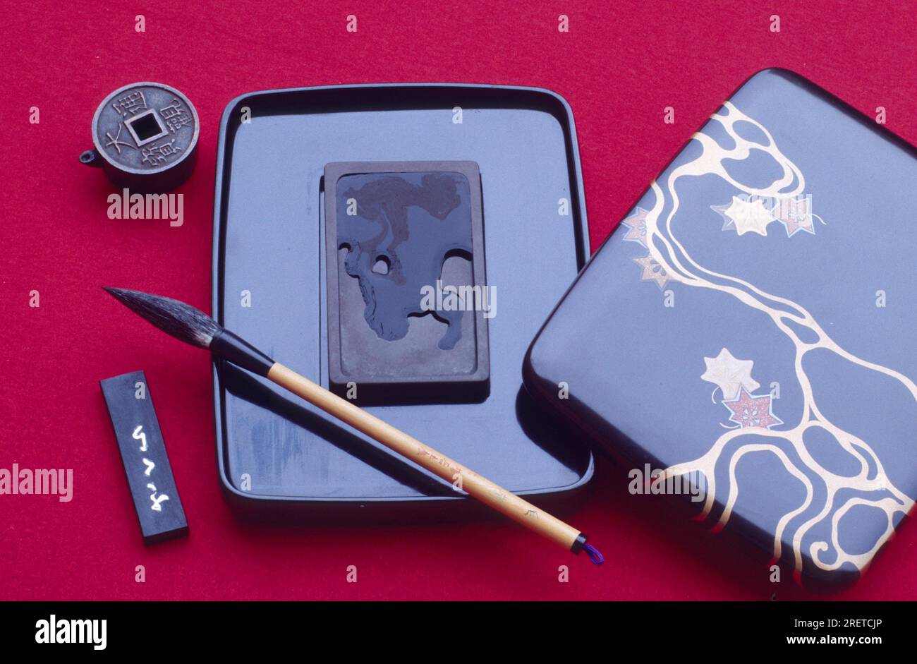 Calligraphy ink hi-res stock photography and images - Alamy