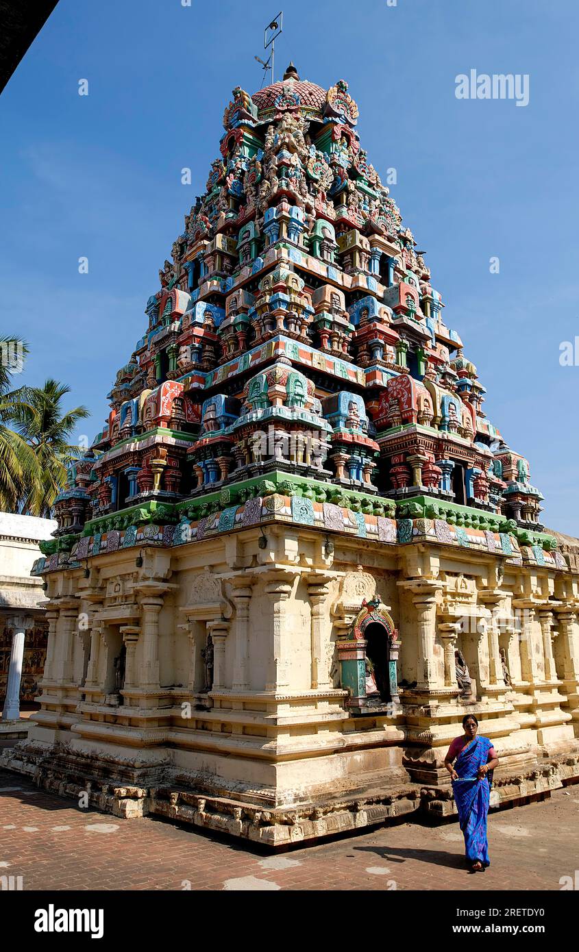 Vimana in Ramaswamy Vishnu temple in Kumbakonam, Tamil Nadu, India ...