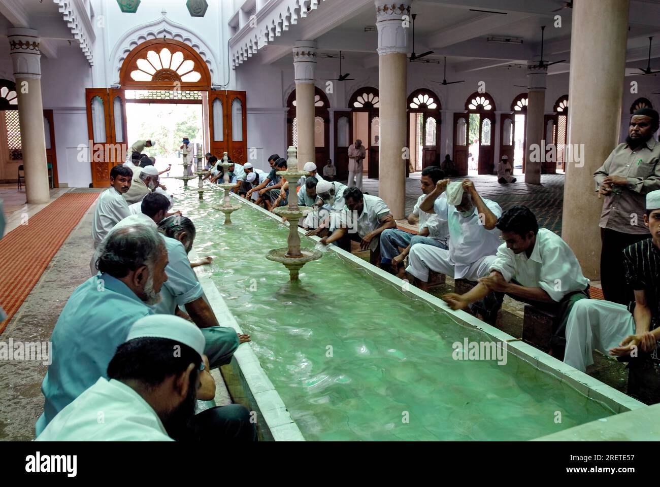 Ritual ablution at pool before namaz The Jamia Masjid in Bengaluru ...