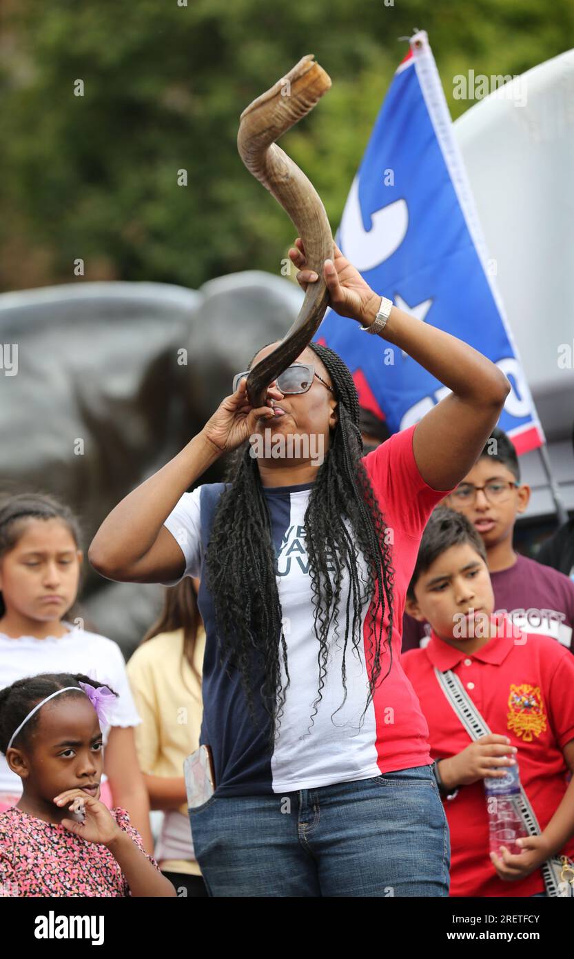 Religion uk faith leaders hi-res stock photography and images - Alamy