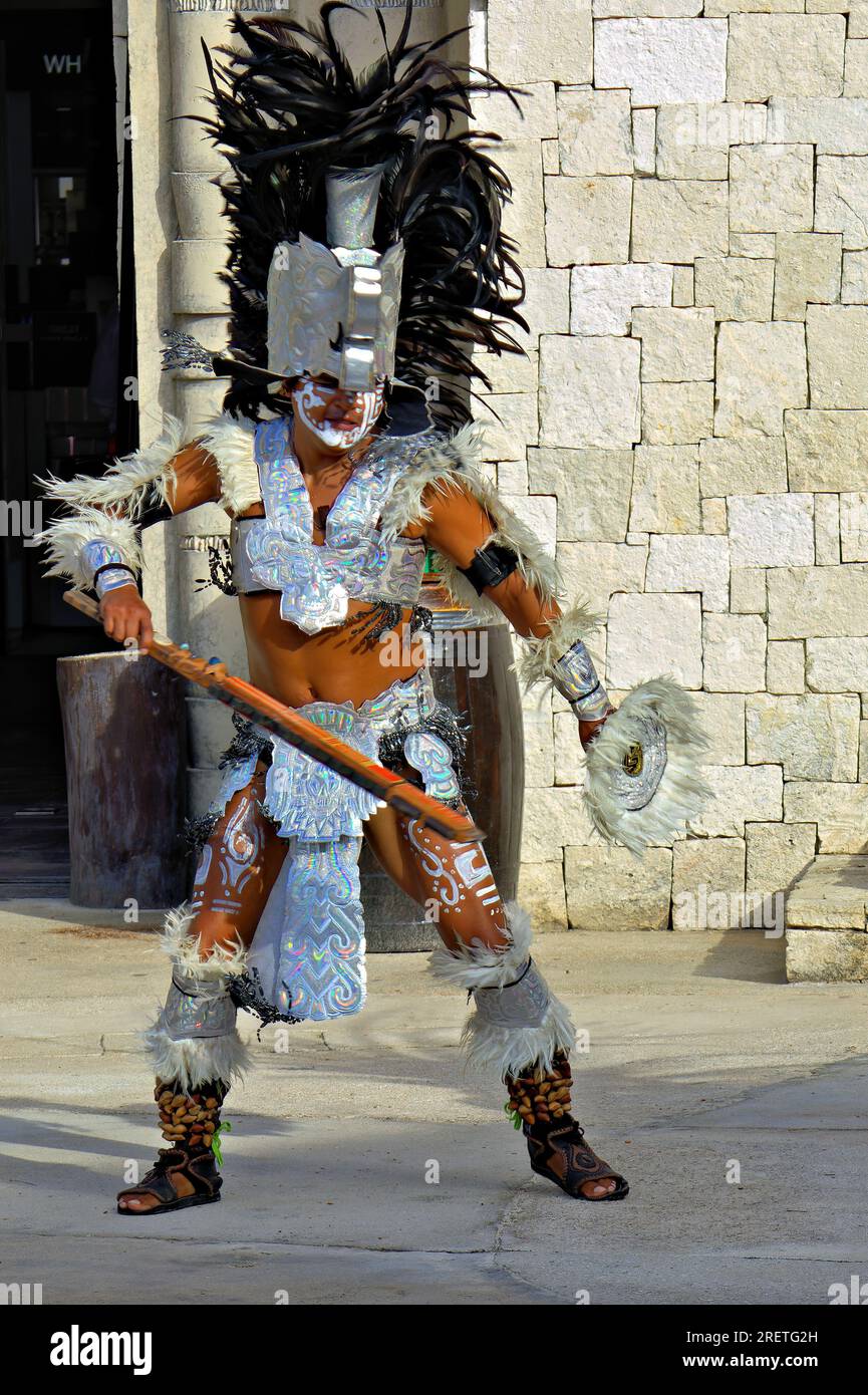 Street performers in Mayan costumes Stock Photo - Alamy
