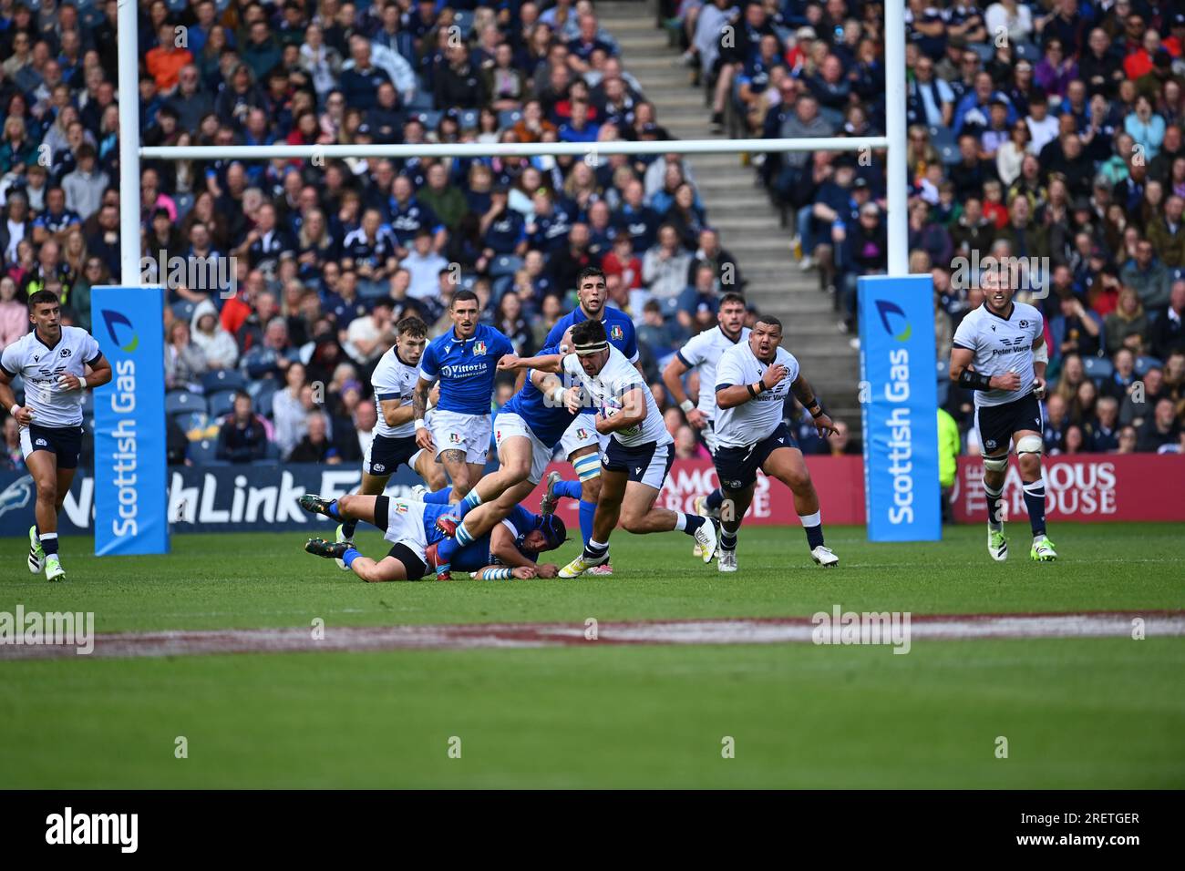Stuart mcinally rugby hi-res stock photography and images - Alamy