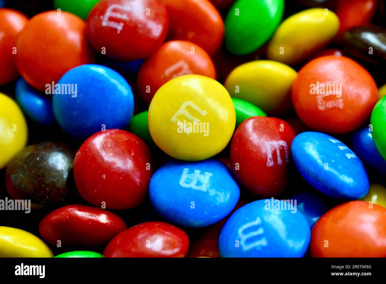 Full frame of colorful M&Ms chocolate candies Stock Photo - Alamy