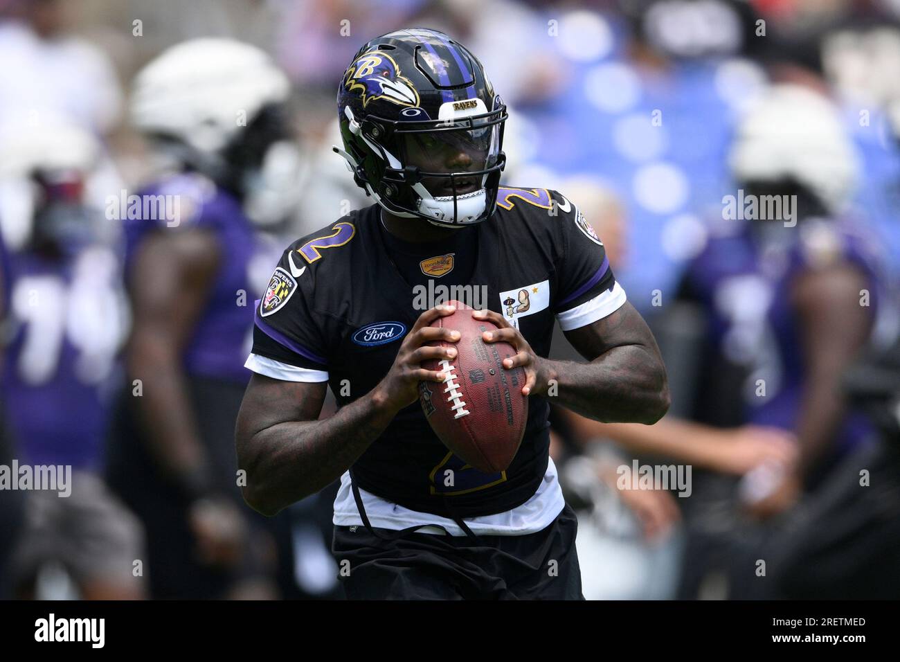 Baltimore Ravens quarterback Tyler Huntley (2) works out during the ...