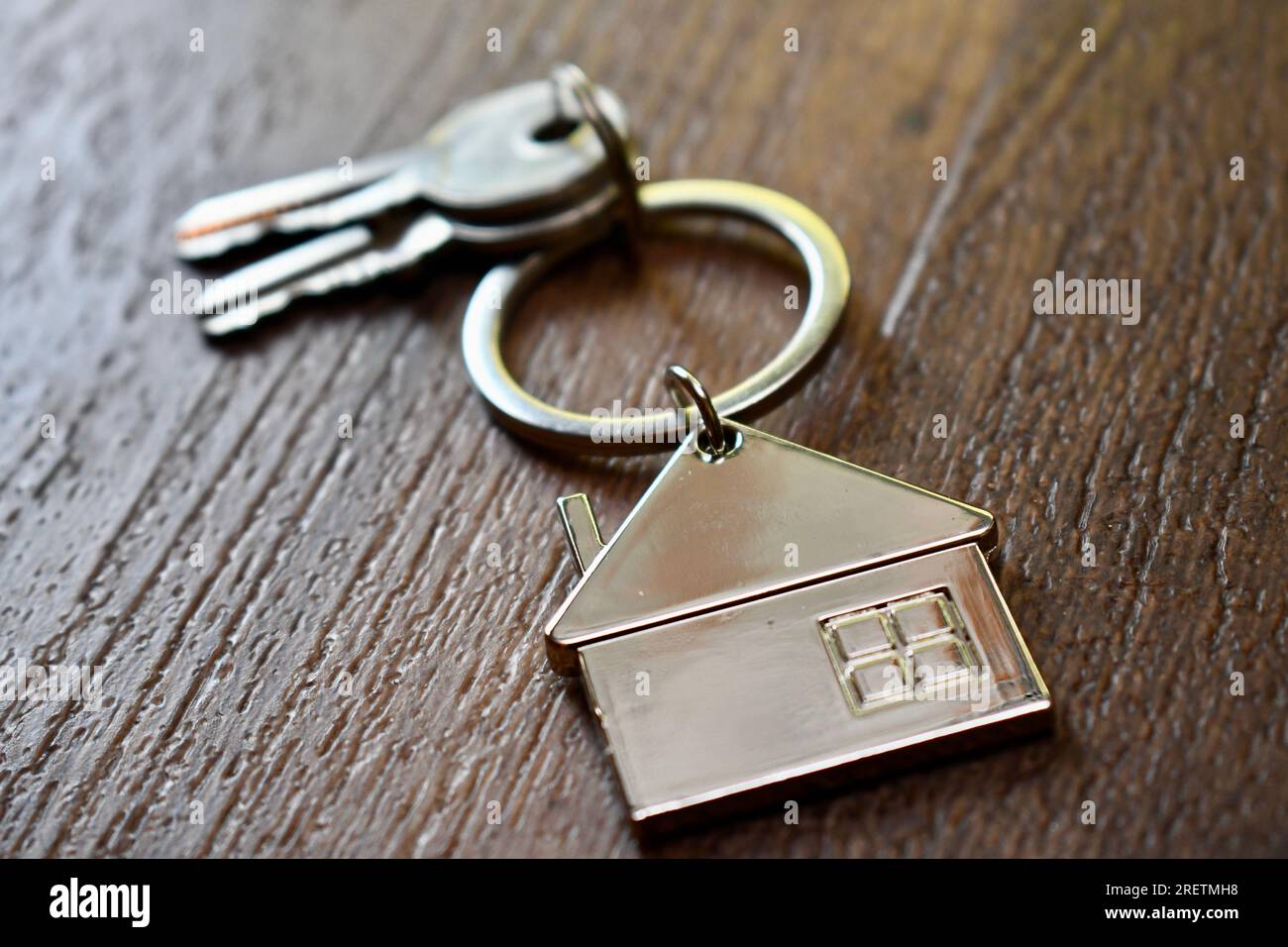 Keys to a new home Stock Photo - Alamy