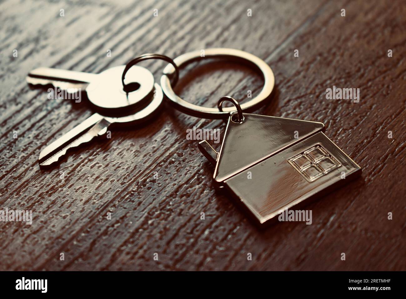 Keys to a new home Stock Photo - Alamy