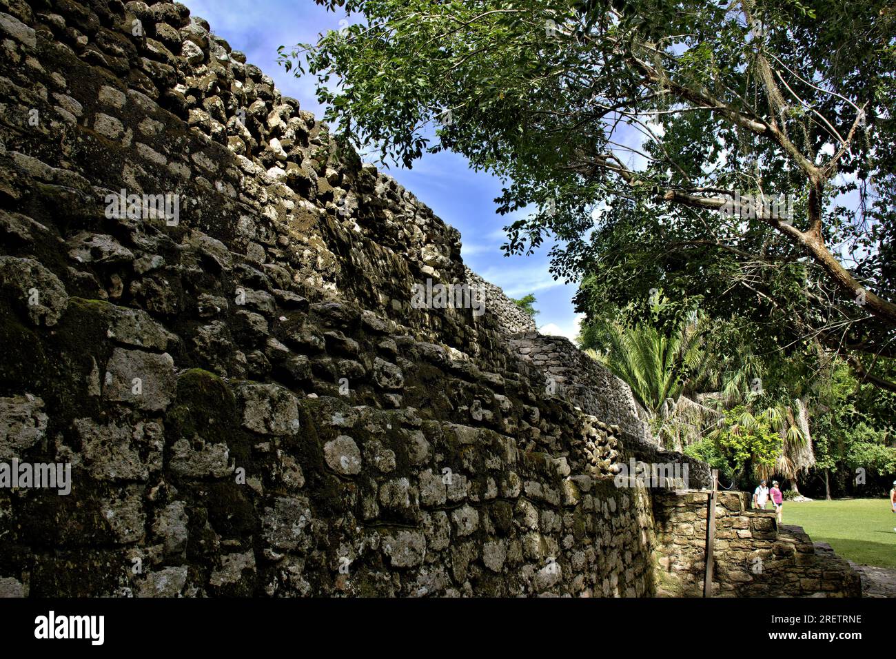 Chacchoben mayan ruins hi-res stock photography and images - Alamy