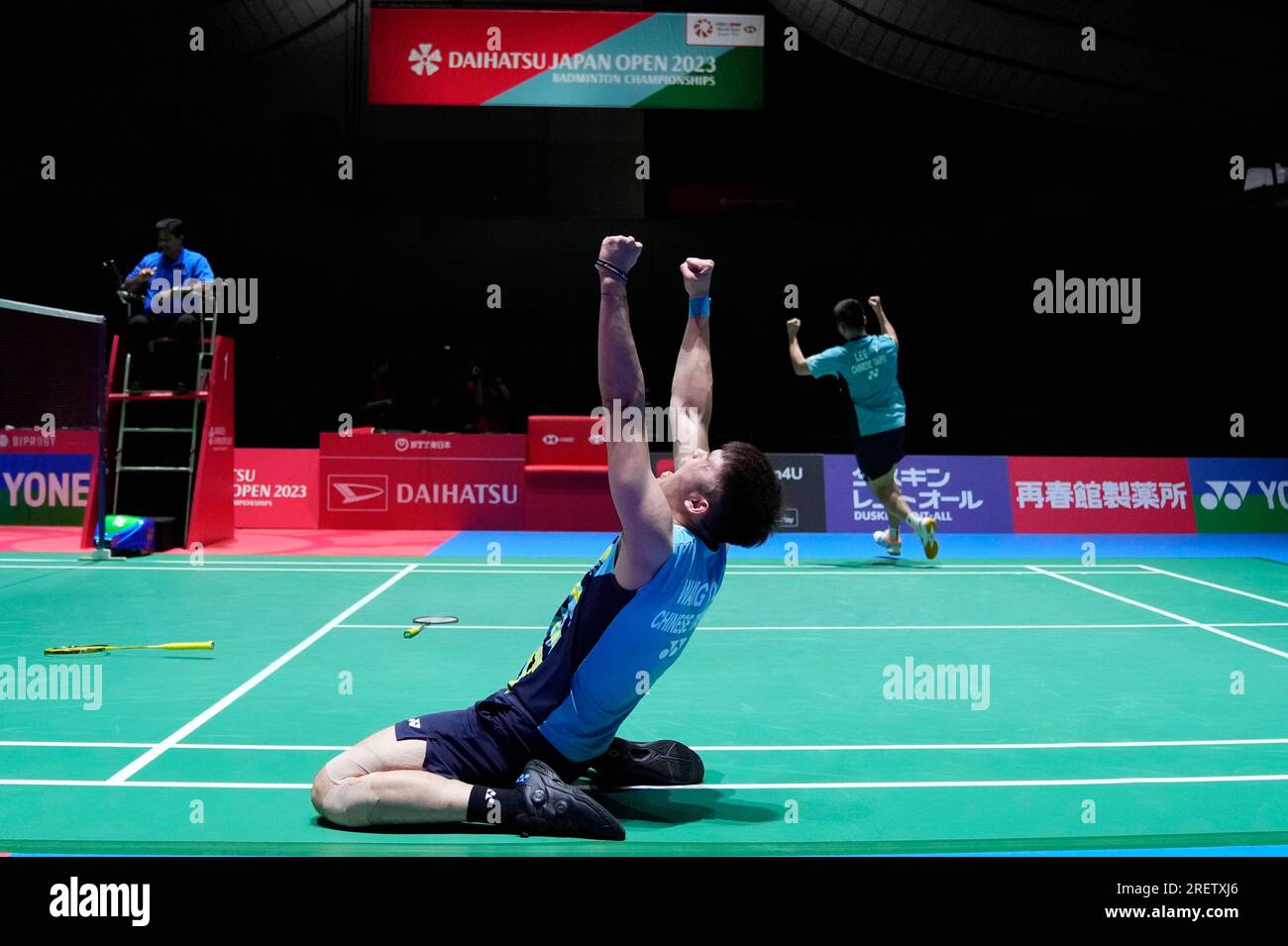 Taiwan's Wang Chi-Lin, front, and Lee Yang celebrate after defeating ...