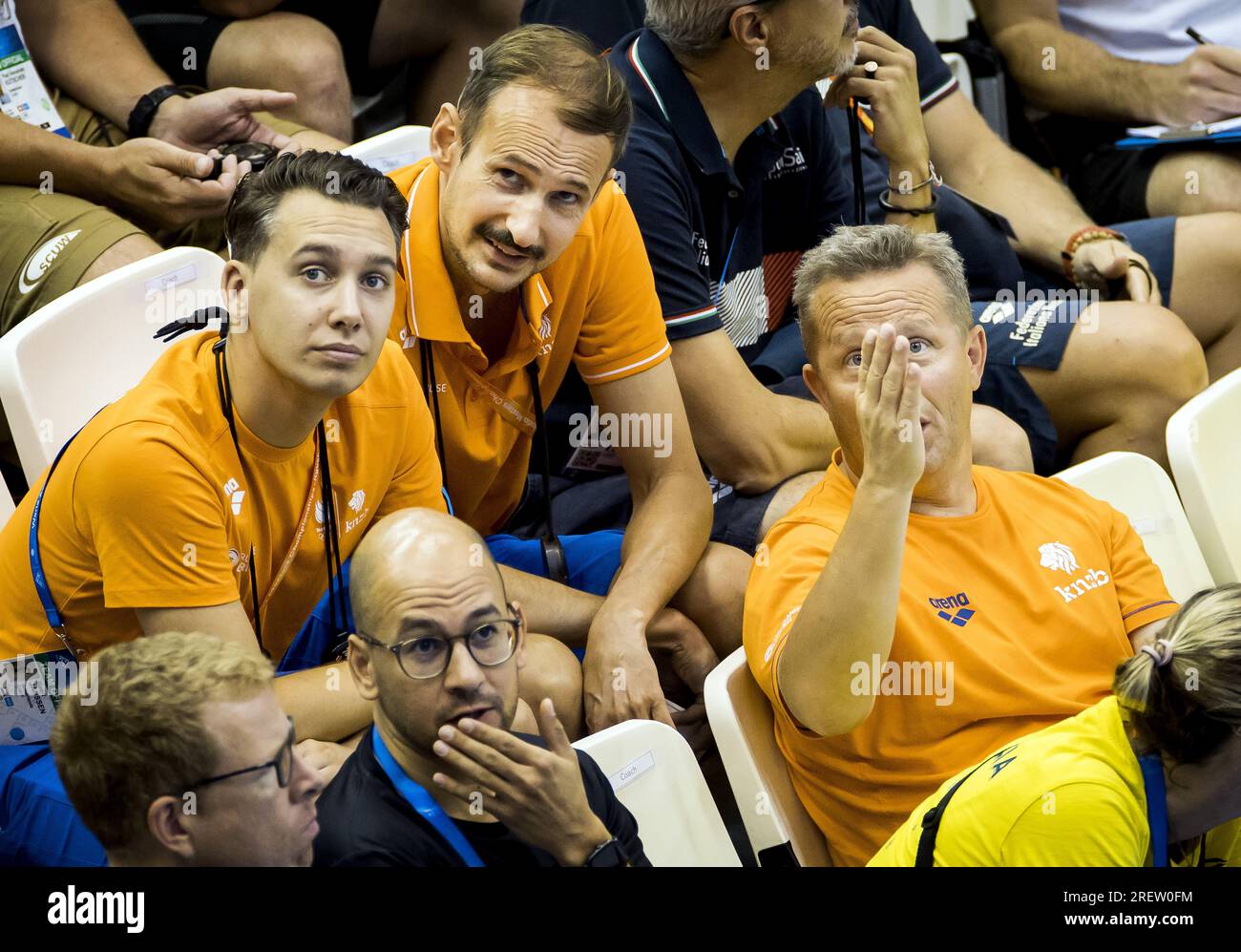 FUKUOKA - Coach Geert Janssen, coach Patrick Pearson and national coach ...