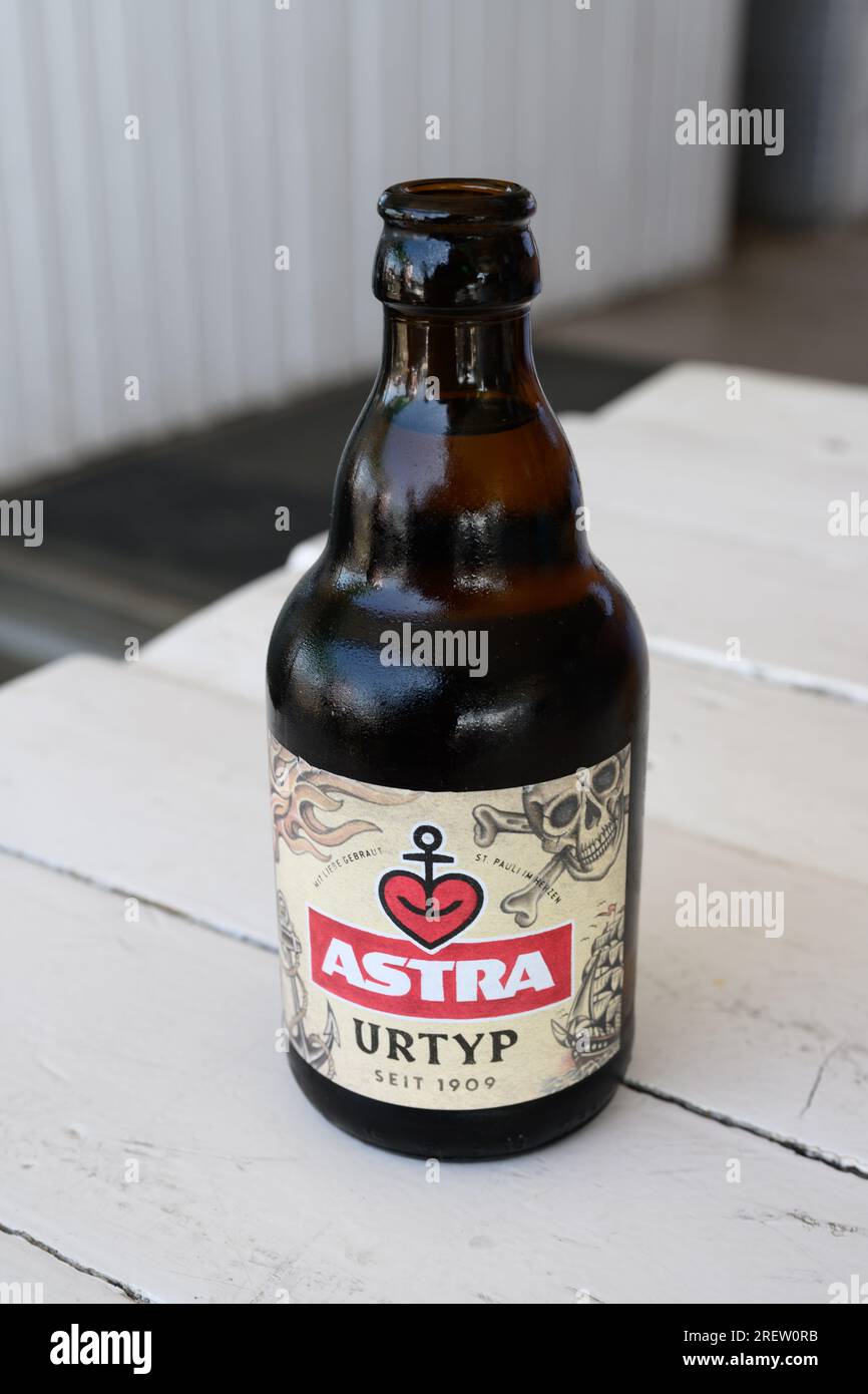 Traditional beer germany hamburg hi-res stock photography and images ...